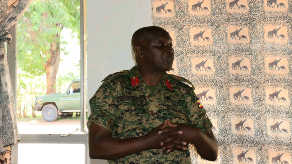Col Rukundo Applauded As Col Tumuranzye Takes Over UPDF 3 Division Operations - UPDF